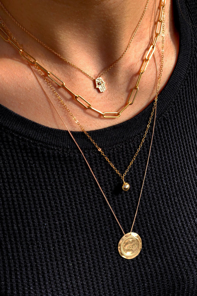 How To: Layer Jewelry – Pavilion