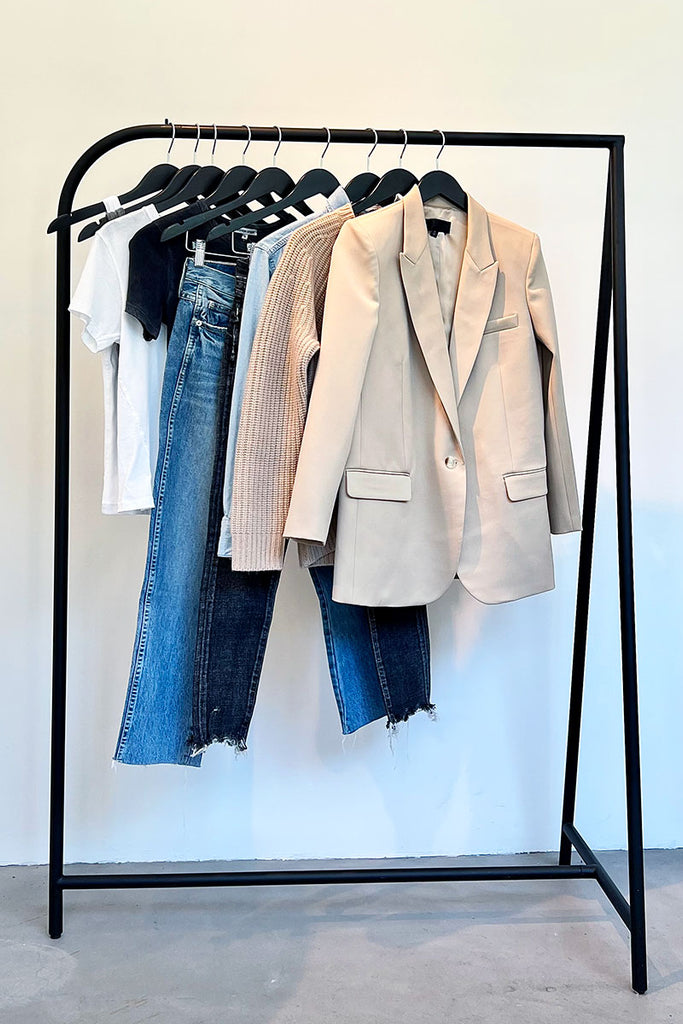 How to Build a Capsule Wardrobe – Pavilion